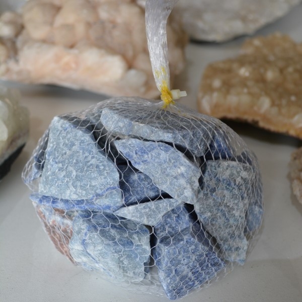 Blue Quartz Chunks - Per Kilo - by GEMWORLD online store