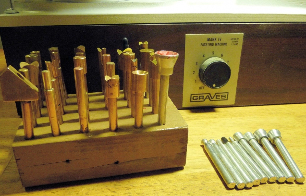 Graves Dop Sticks - Flat - by GEMWORLD online store
