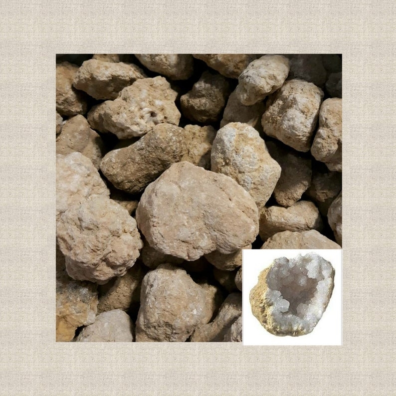 Natural Geode Unbroken MEDIUM - Per Kilo - by GEMWORLD online store